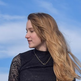 Biography – Marissa Lake